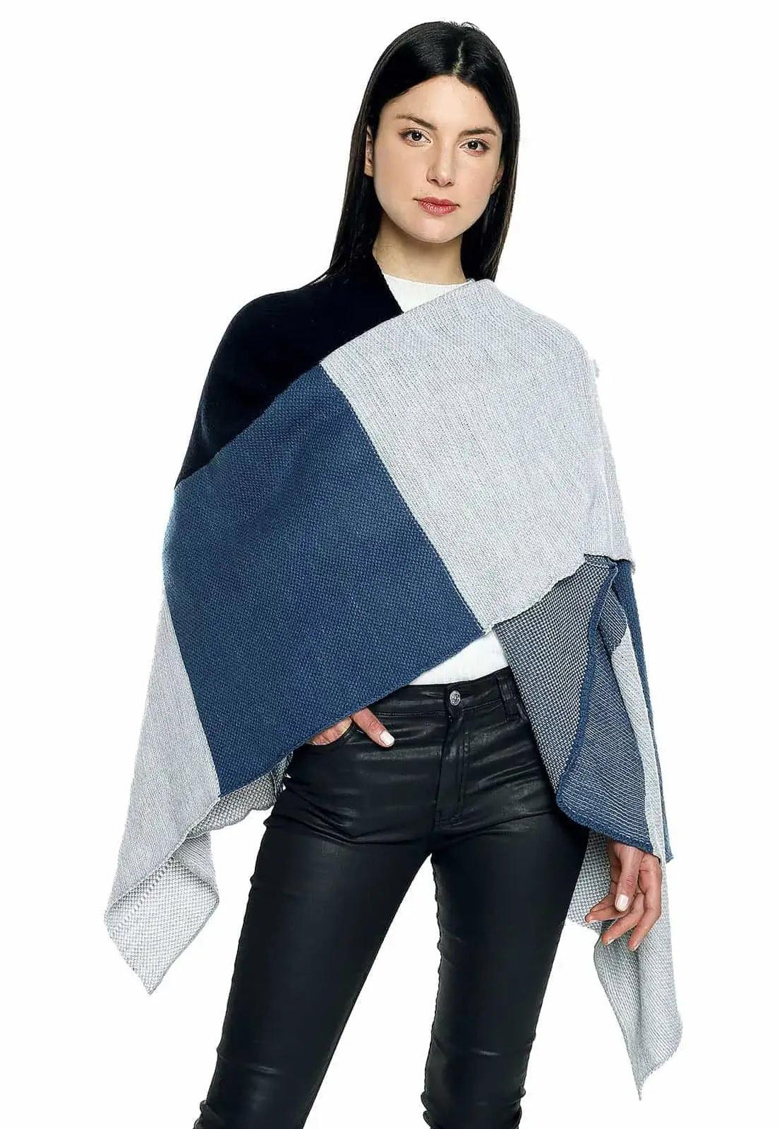 Ruanas para Mujer 🇨🇴. Ponchos modernos tejidos – Giive